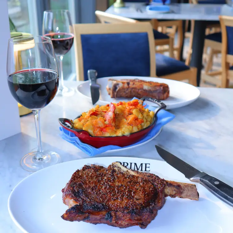 DiRōNA Awarded Restaurant Prime at Sky Meadow in Nashua, NH