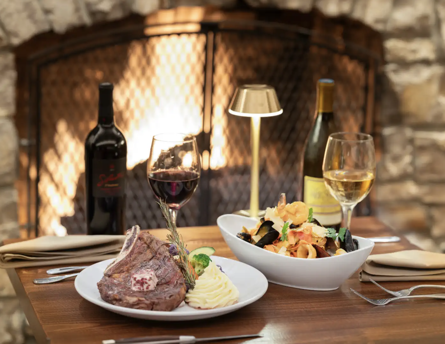 Hog's Breath Inn - DiRōNA